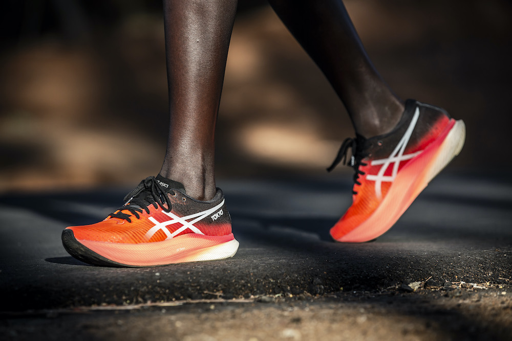 Review: ASICS Metaspeed Sky | Innovatief & Snel | All4running